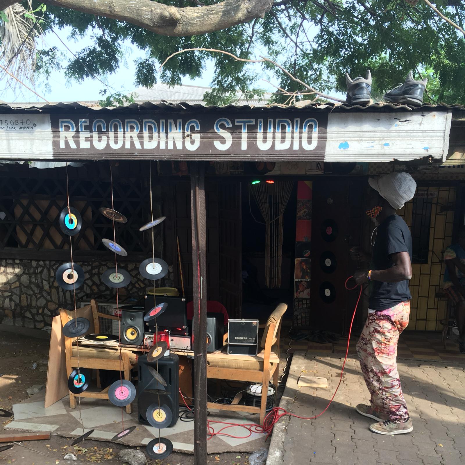 Audio. Rec. Mix. Vinyl. Tapes. Vibes. – Creative Music Production